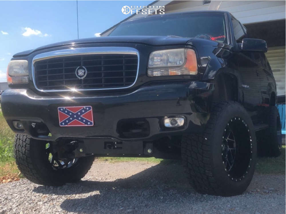 2000 Cadillac Escalade with 20x12 -44 Moto Metal Mo985 and 35/12.5R20 ...