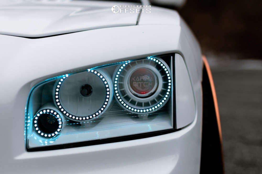 2010 Dodge Charger with 22x10.5 -30 Infinitewerks Mt and 245/30R22 ...