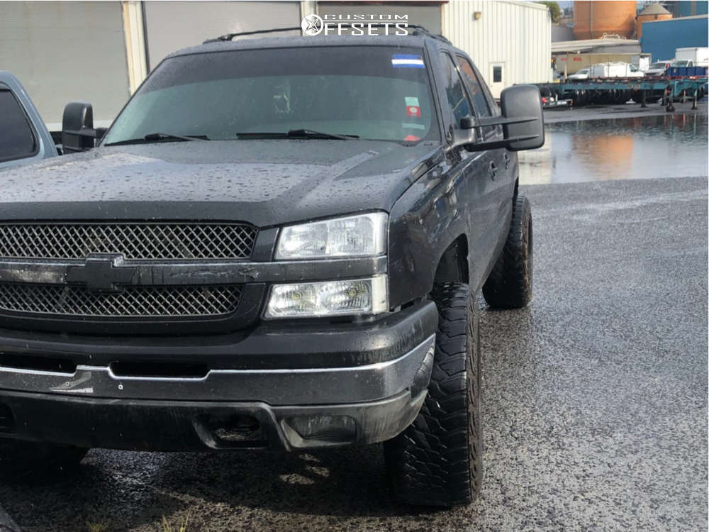 2004 Chevrolet Avalanche 1500 with 20x12 -44 XD XD825 and 35/12.5R20 ...