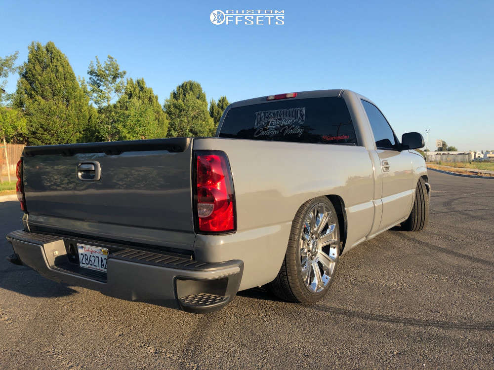 2005 Chevrolet Silverado 1500 with 22x9 24 OE Performance 113 and 265 ...