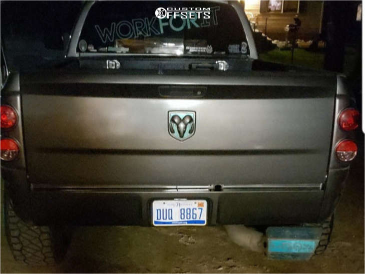 2008 Dodge Ram 2500 with 22x14 -76 LRG 103 and 33/12.5R22 Nitto Ridge ...