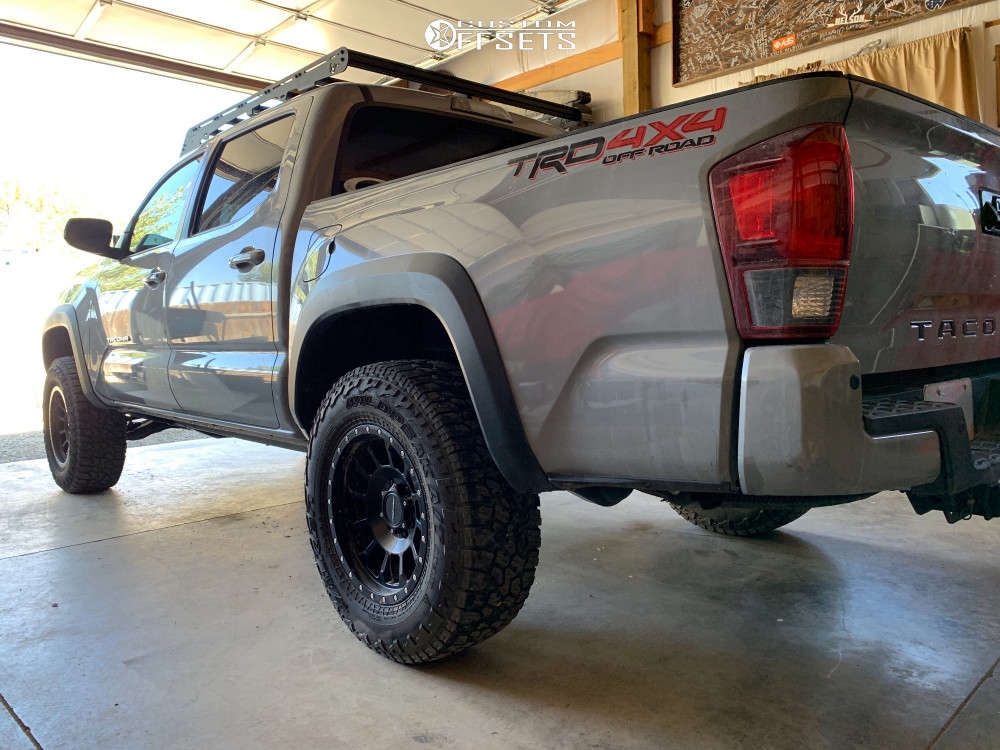 2019 Toyota Tacoma with 17x8.5 0 Pro Comp Series 34 and 265/70R17 ...
