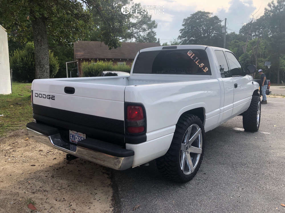 2000 Dodge Ram 1500 with 24x10 20 DUB Baller and 35/12.5R24 RBP ...