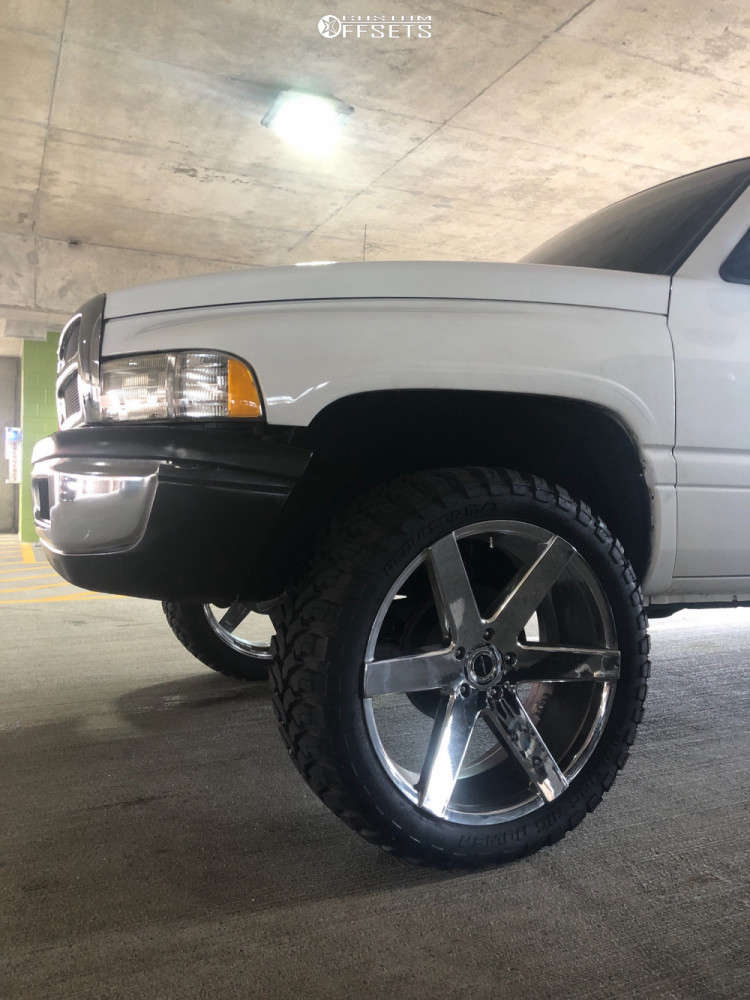 2000 Dodge Ram 1500 with 24x10 20 DUB Baller and 35/12.5R24 RBP ...