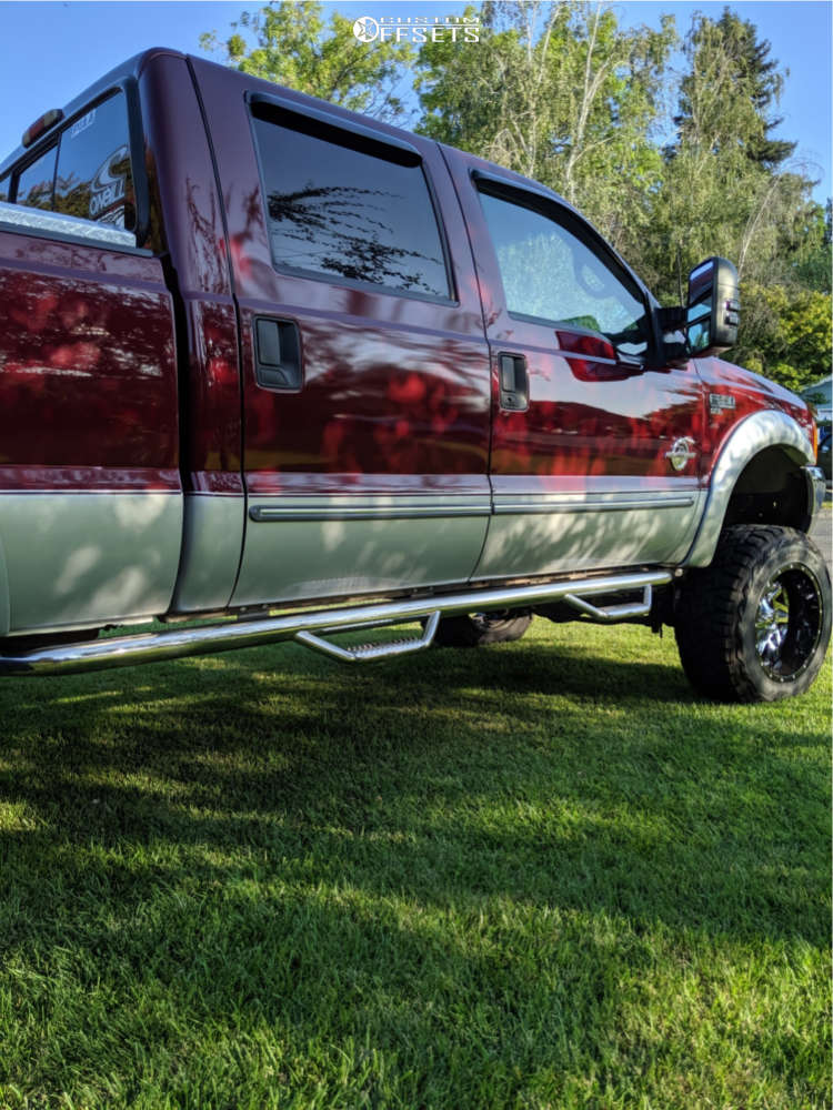 2000 Ford F-350 Super Duty with 20x12 -43 Fuel Rocker and 35/12.5R20 ...