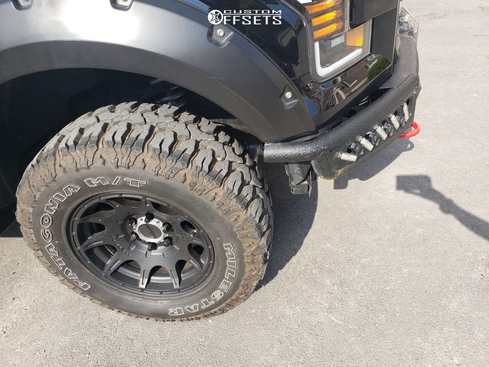 2016 Ford F-150 with 17x8.5 0 Method Roost and 285/70R17 Milestar ...