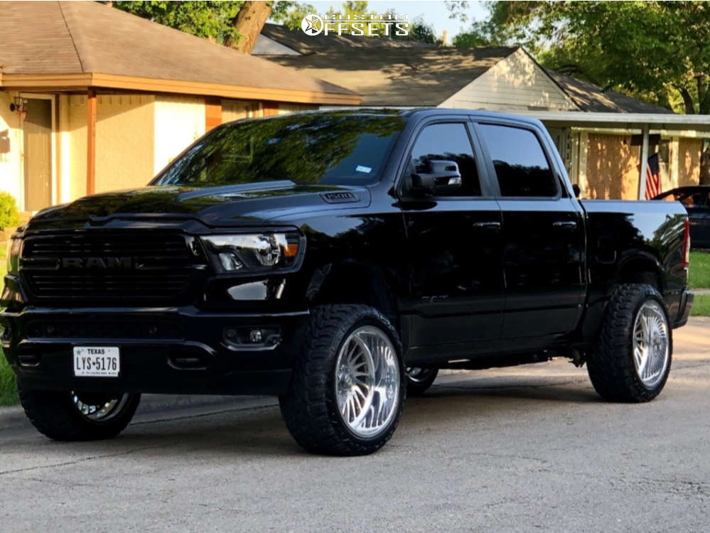 2019 Ram 1500 with 22x12 -44 Stealth Forged Creedmore and 33/12.5R22 ...