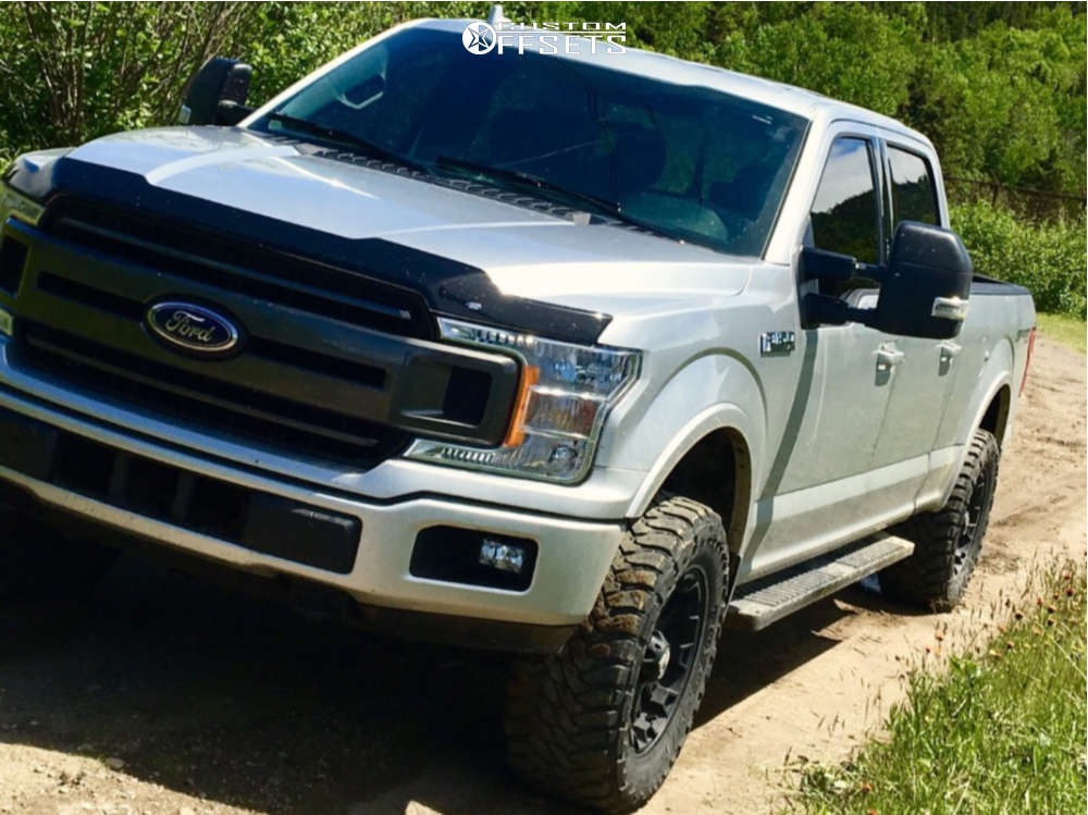 2018 Ford F-150 with 18x9 18 XD Misfit and 33/12.5R18 Toyo Tires Open ...