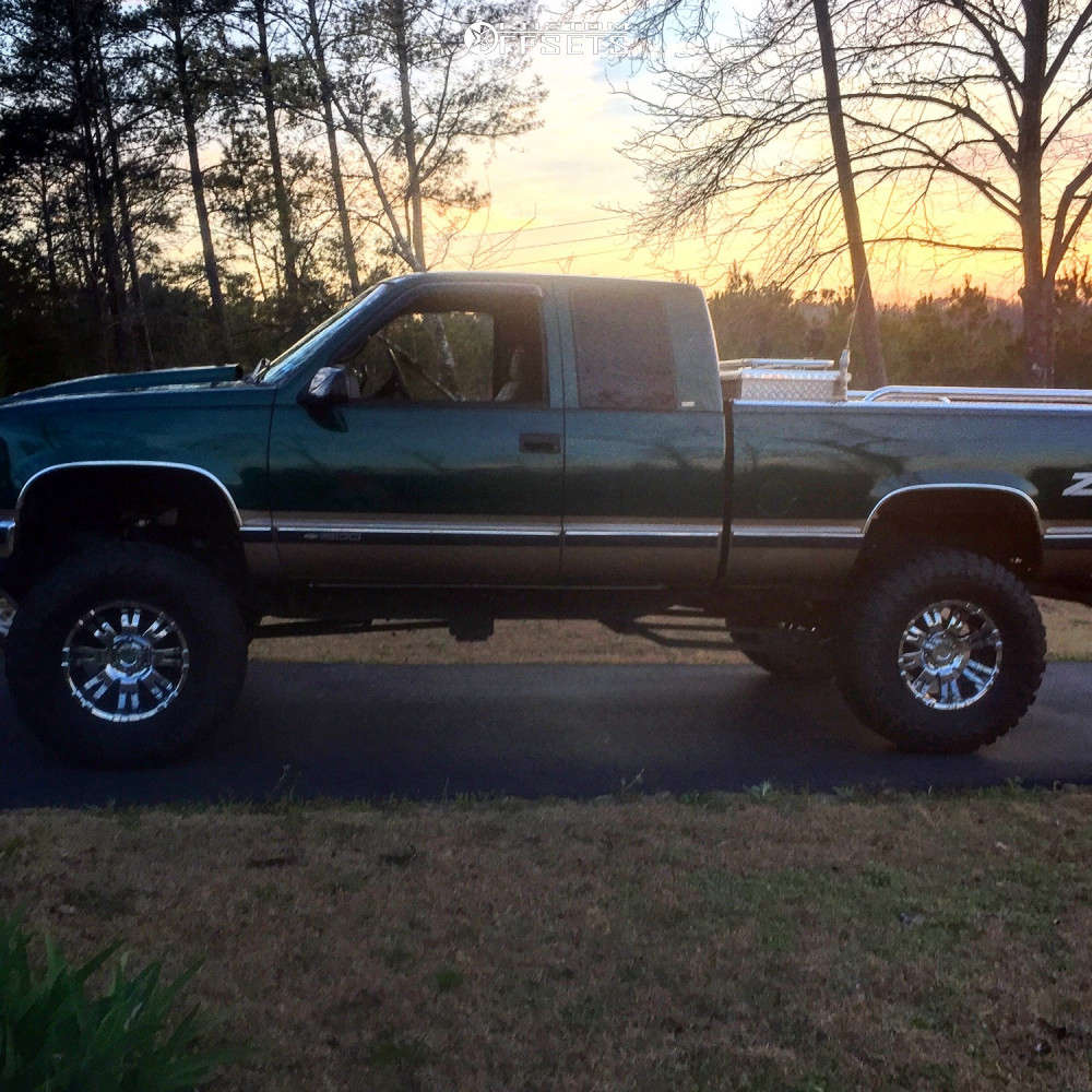 1998 Chevrolet K1500 with 18x9.5 Pro Comp 6047 and 38/13.5R18 Toyo ...