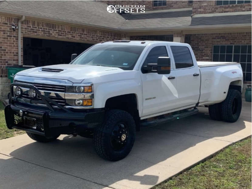 2018 Chevrolet Silverado 3500 HD with 17x6.5 -140 American Racing ATX ...