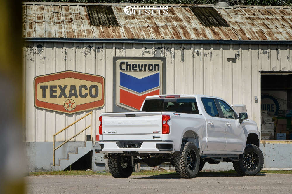 2019 Chevrolet Silverado 1500 with 20x9 -10 HD Caliber and 35/12.5R20 ...