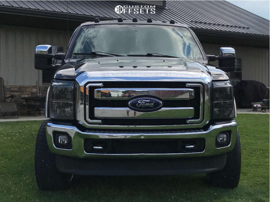 2013 Ford F-250 with 22x12 -44 TIS 544C and 305/45R22 Atturo Az800 and ...