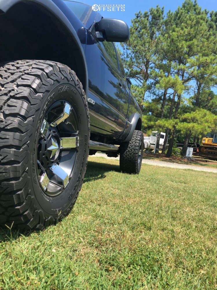 2002 Chevrolet S10 with 17x9 -12 XD Xd811 and 33/12.5R17 BFGoodrich All ...