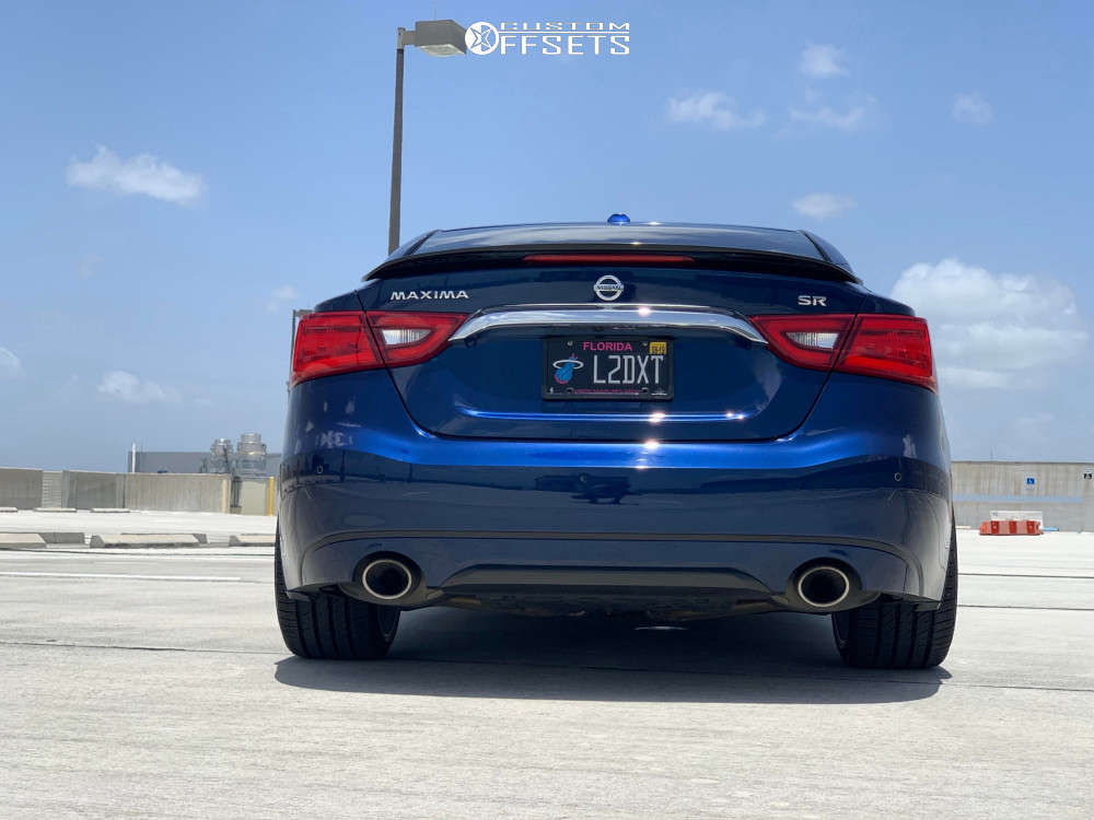 2016 Nissan Maxima with 20x9 35 Ferrada FR2 and 255/35R20 Achilles Atr ...