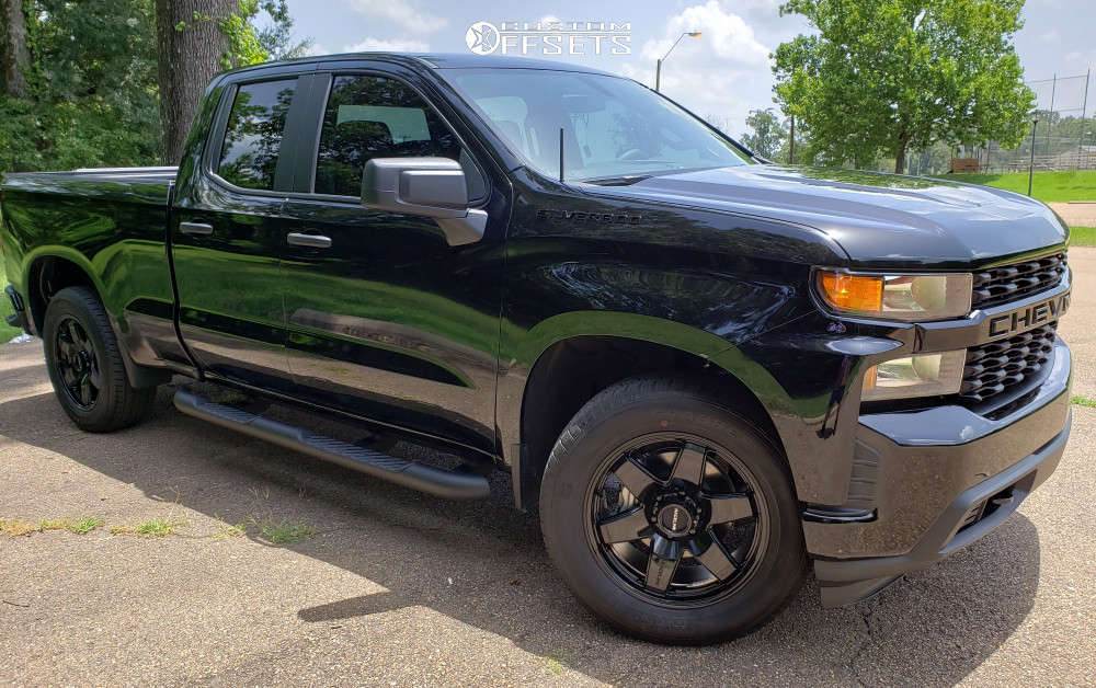 2019 Chevrolet Silverado 1500 with 20x9 18 Raceline Addict and 275 ...