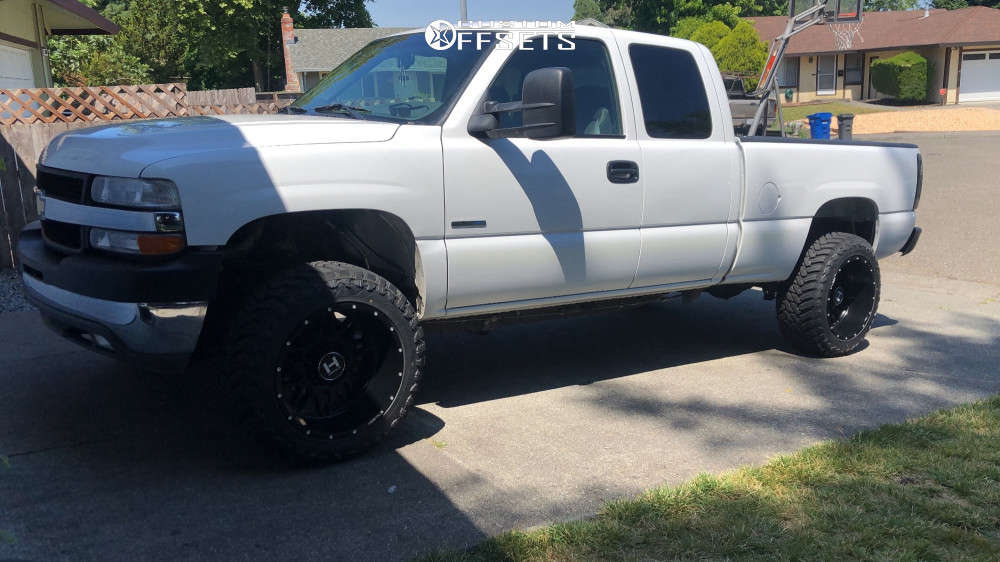 2002 Chevrolet Silverado 2500 HD with 20x12 -44 Hostile Blaze and 33/12 ...