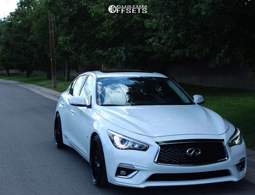 2018 INFINITI Q50 with 19x9.5 22 Aodhan Ds07 and 235/35R19 Pirelli ...