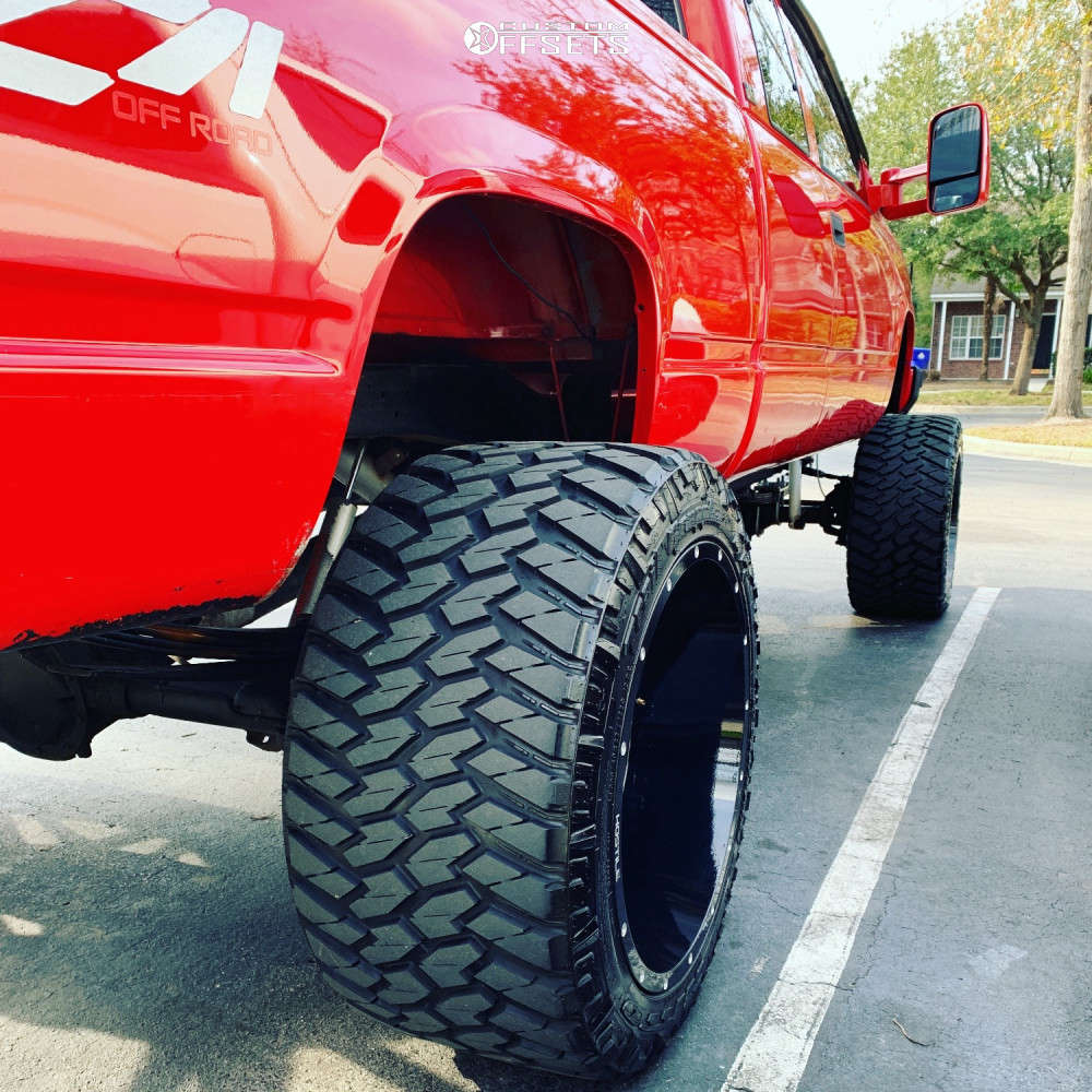 1995 Chevrolet Silverado 1500 with 22x14 -70 Hostile Sprocket and 355 ...