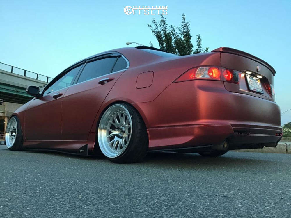 2006 Acura TSX with 18x9.5 22 Aodhan DS06 and 215/35R18 Achilles Atr ...