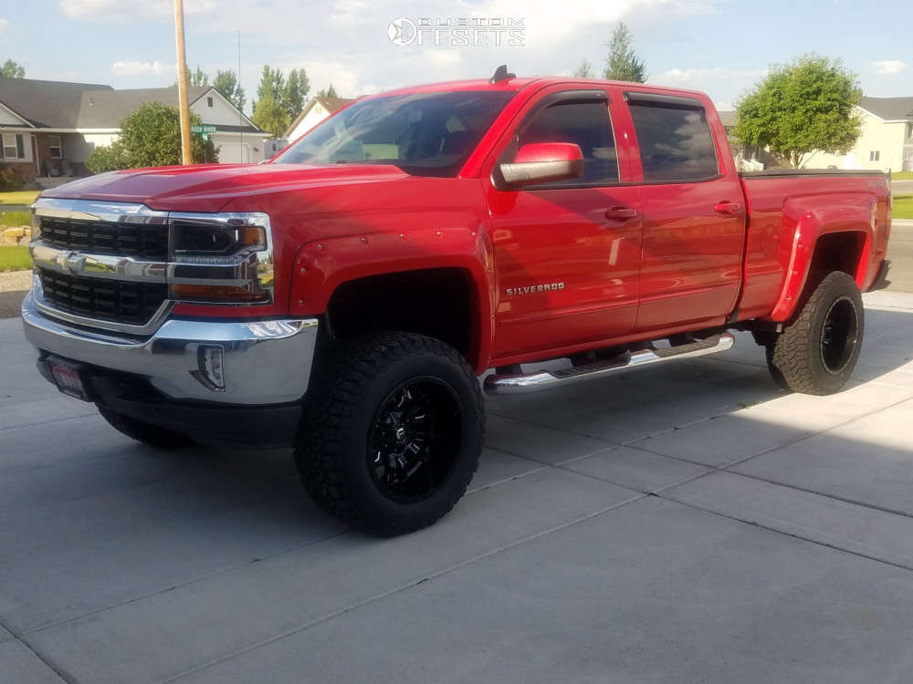 2017 Chevrolet Silverado 1500 with 20x12 -44 Fuel Sledge and 35/12.5R20 ...