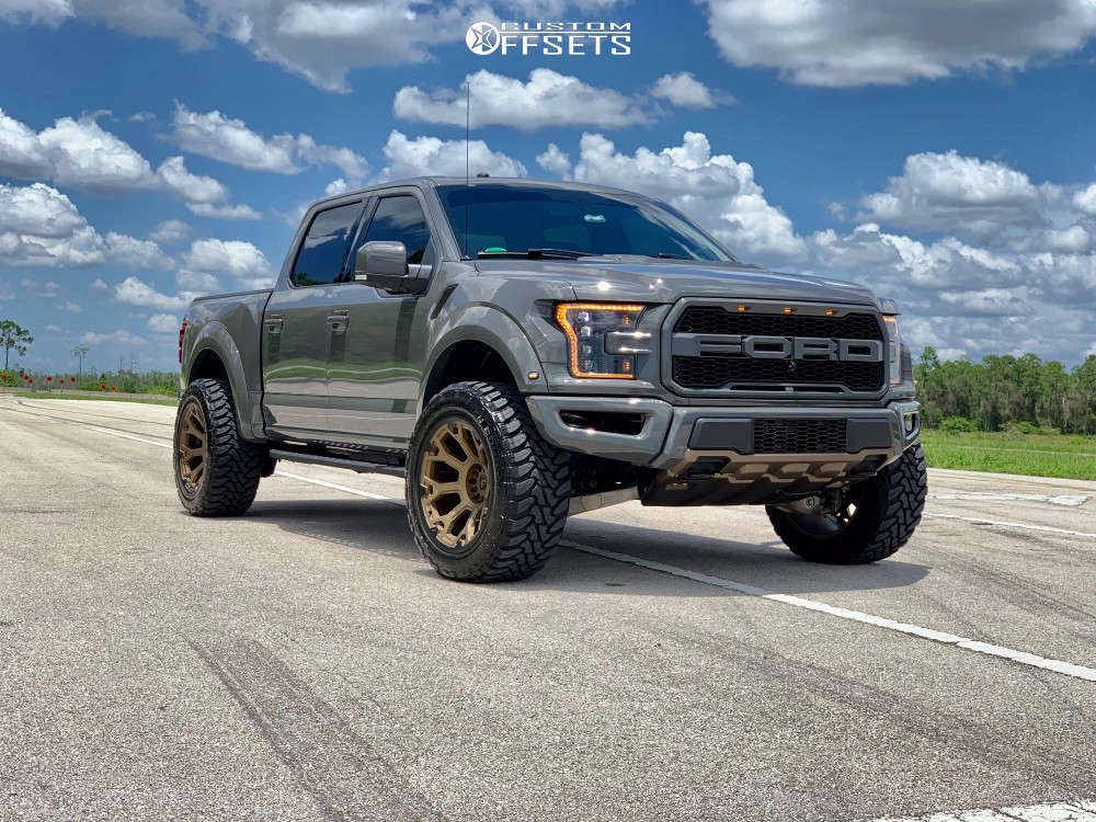 2018 Ford Raptor with 22x12 -44 Forgiato Flow Terra 002 and 325/50R22 ...