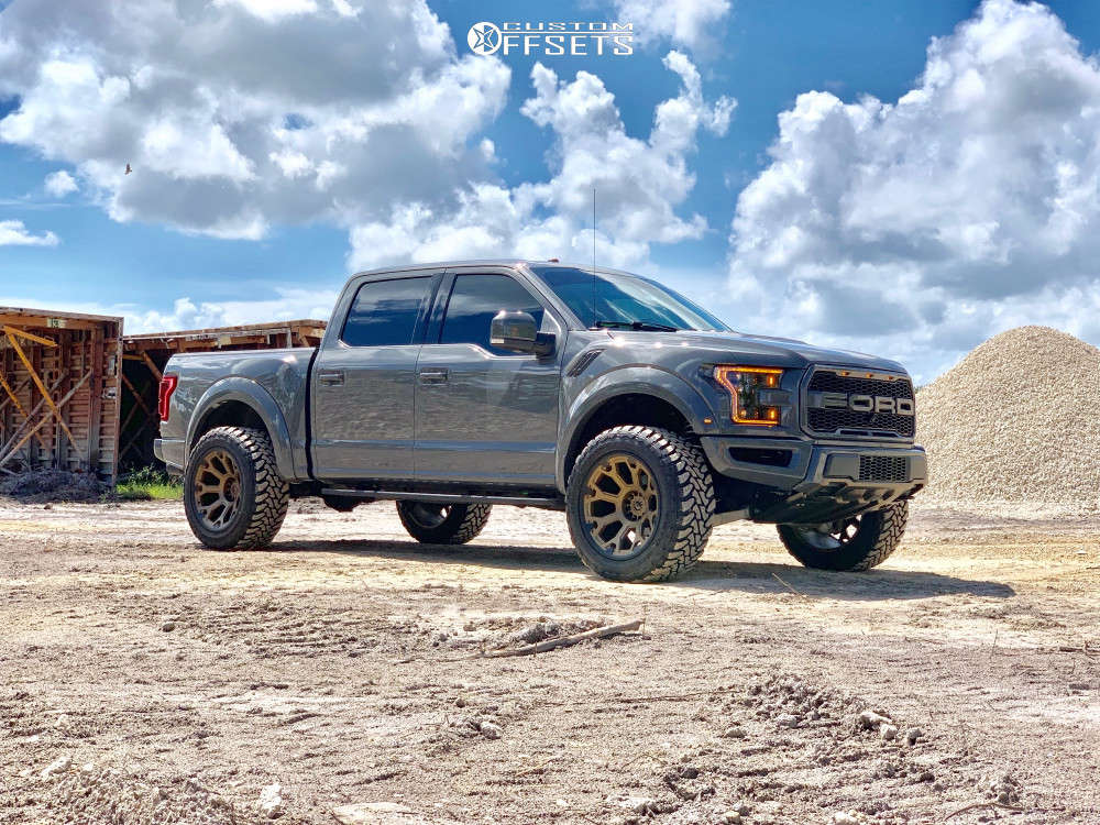 2018 Ford Raptor with 22x12 -44 Forgiato Flow Terra 002 and 325/50R22 ...