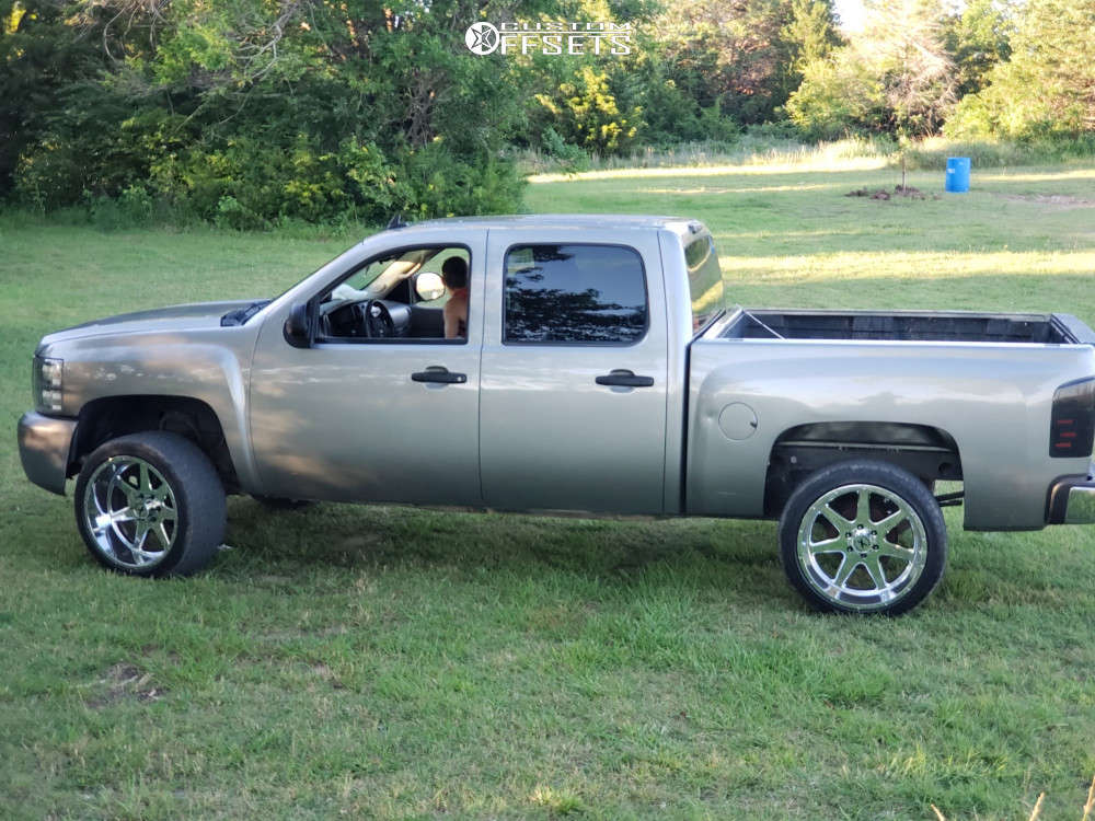 2007 Chevrolet Silverado 1500 with 22x12 -44 Xtreme Force Xf4 and 305 ...