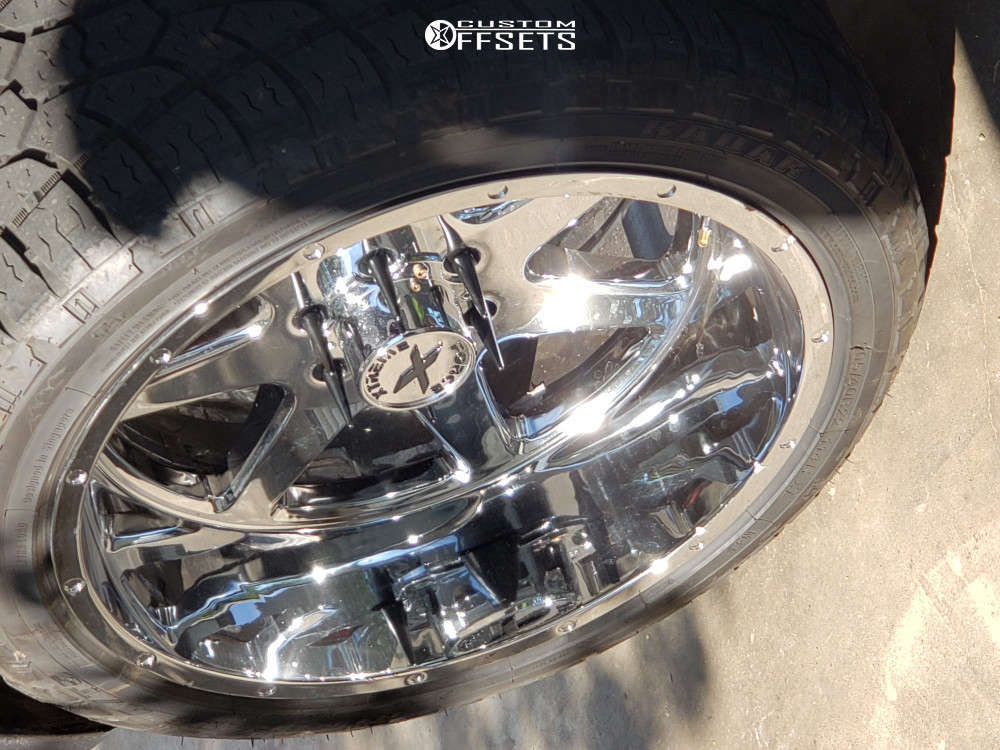 2007 Chevrolet Silverado 1500 with 22x12 -44 Xtreme Force Xf4 and 305 ...