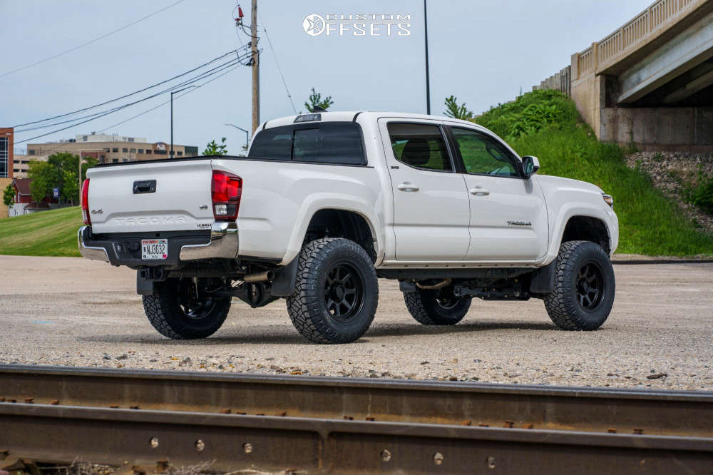 2019 Toyota Tacoma with 17x9 -12 XD Xd844 and 285/70R17 Nitto Ridge ...