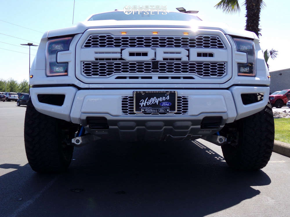 2018 Ford Raptor with 17x8.5 0 Method Double Standard and 315/70R17 ...