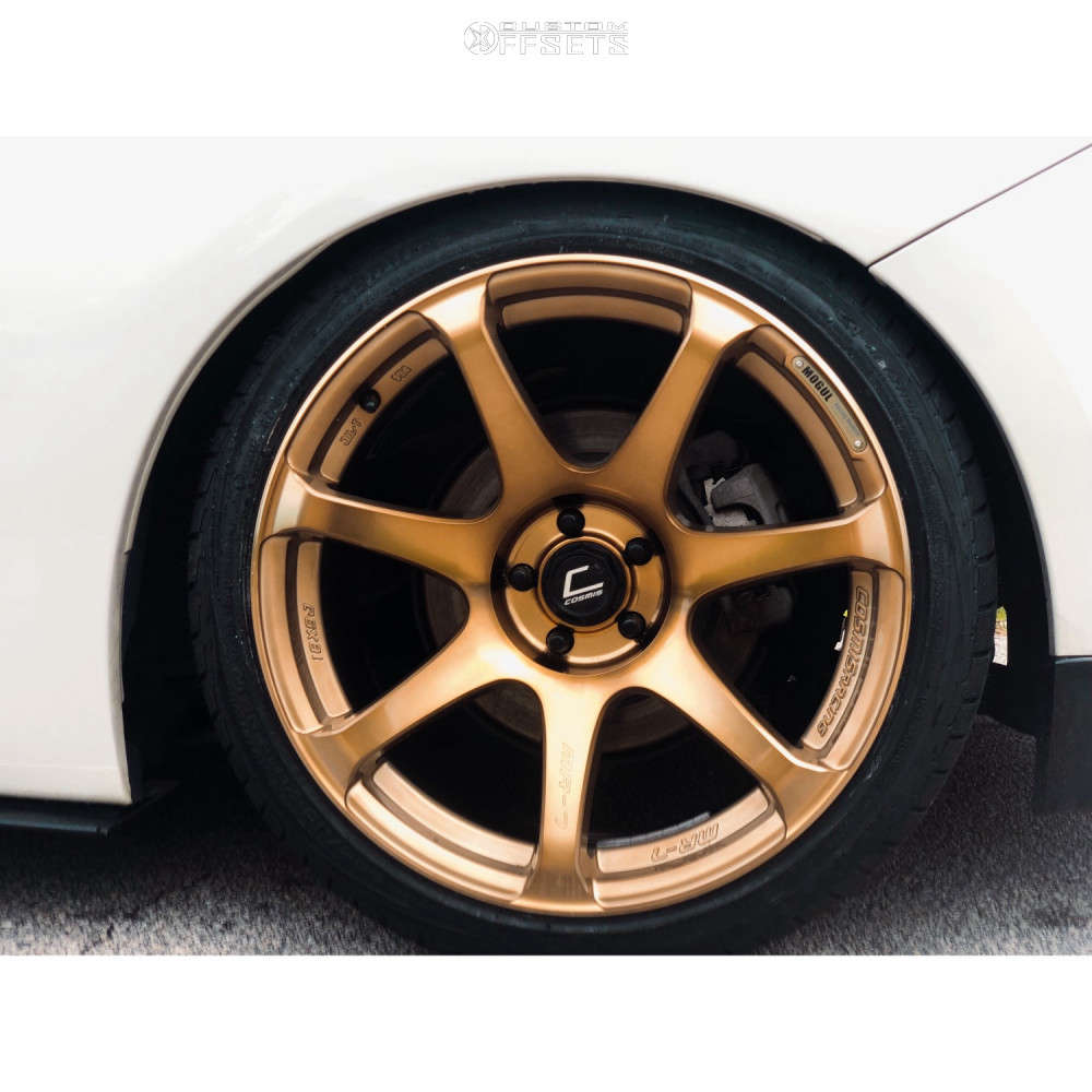 2017 Toyota 86 with 18x9 25 Cosmis Racing Mr7 and 225/40R18 Achilles ...