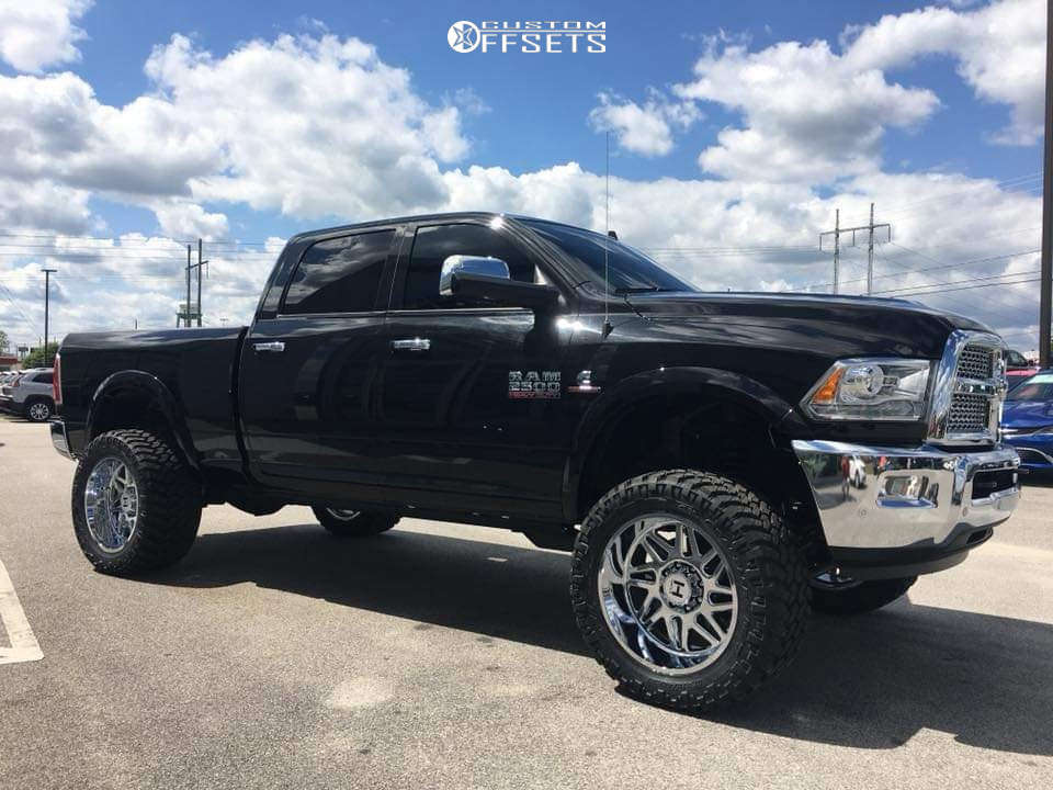 2016 Ram 2500 with 22x12 -44 Hostile Sprocket and 375/45R22 Nitto Trail ...