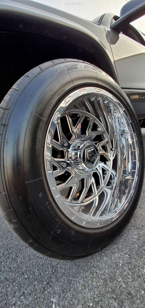 2002 Dodge Dakota with 20x12 -44 TIS 544V and 305/50R20 Nitto NT420V ...