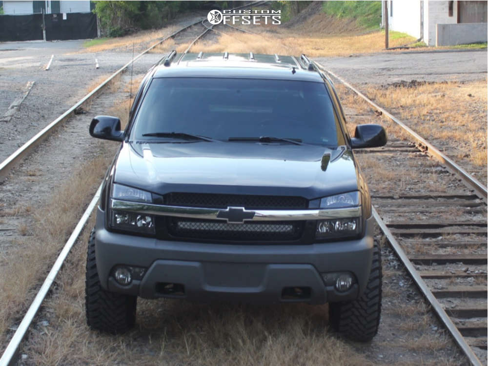 2002 Chevrolet Avalanche 1500 with 20x12 -44 XD Xd820 and 33/12.5R20 ...