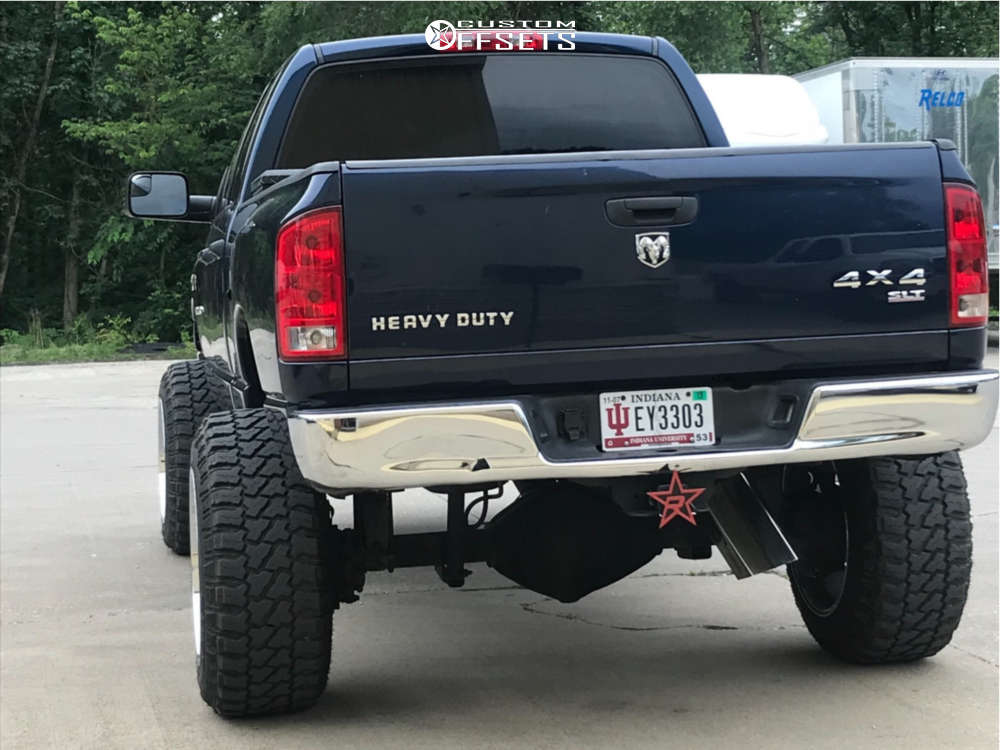 2006 Dodge Ram 2500 with 22x14 -76 Scorpion Sc18 and 37/13.5R22 Fury ...