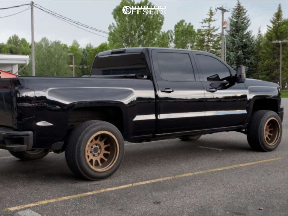 2015 Chevrolet Silverado 1500 with 20x12 -52 Method Mr605 and 305/50R20 ...