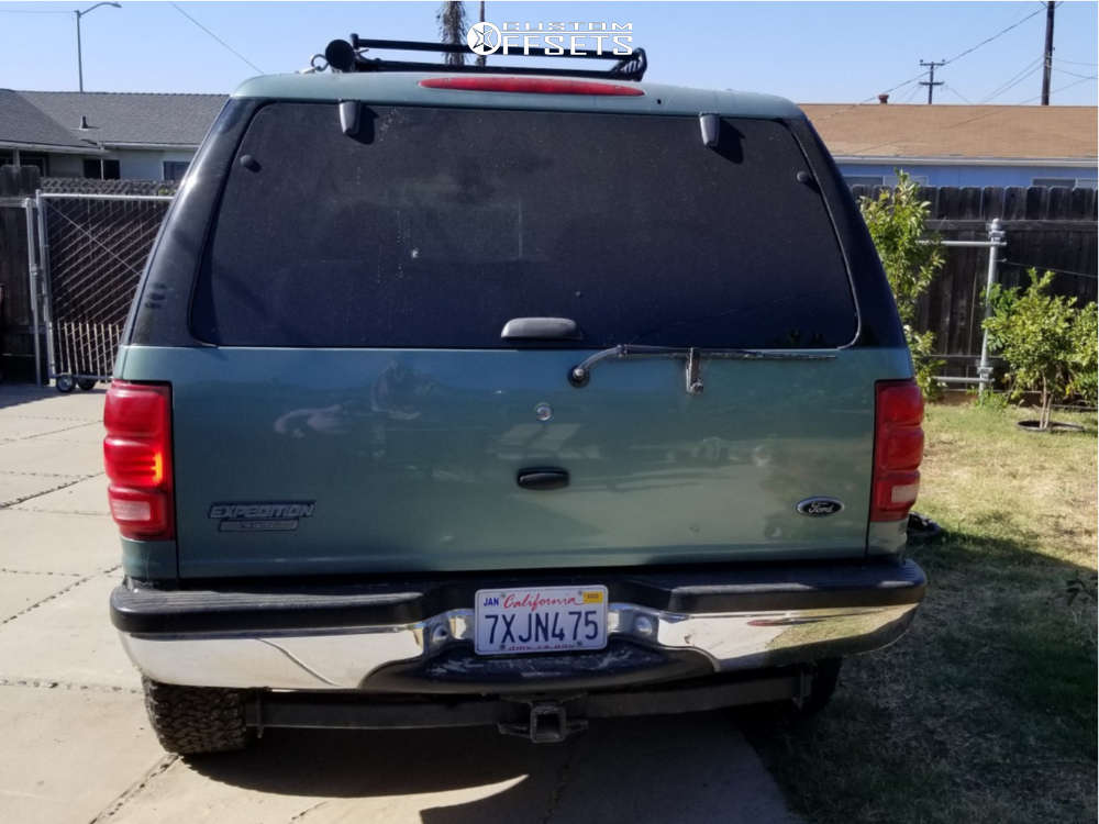 1998 Ford Expedition with 17x9 -6 Pro Comp Series 69 and 285/70R17 ...