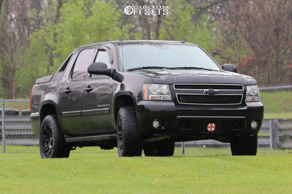 2008 Chevrolet Avalanche with 20x9 -12 Helo He904 and 275/60R20 Nitto ...