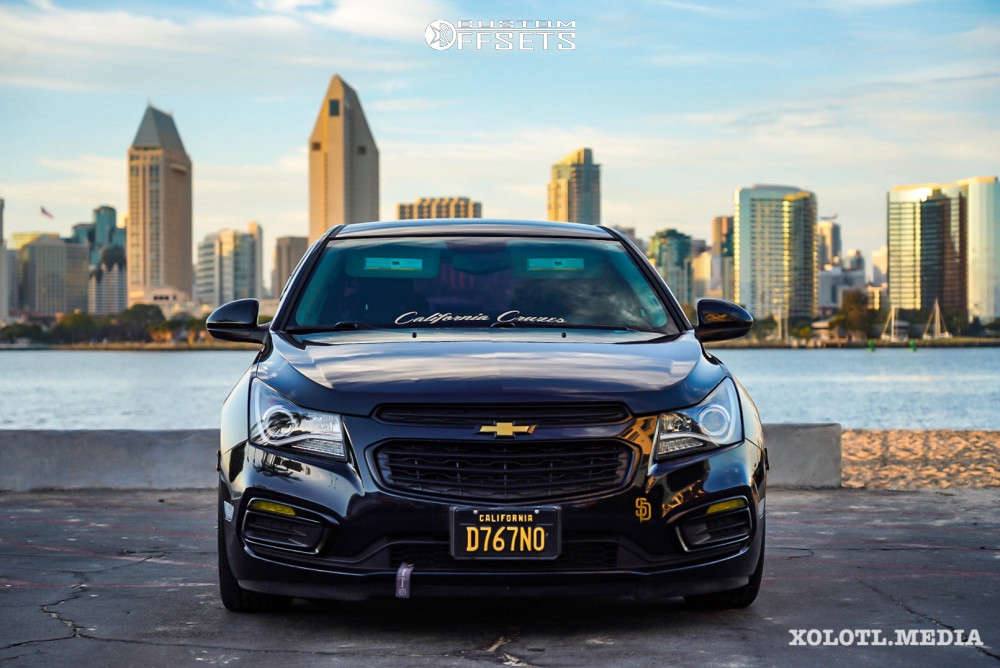 2015 Chevrolet Cruze with 18x8 34 JNC JNC005 and 225/45R18 Accelera All ...