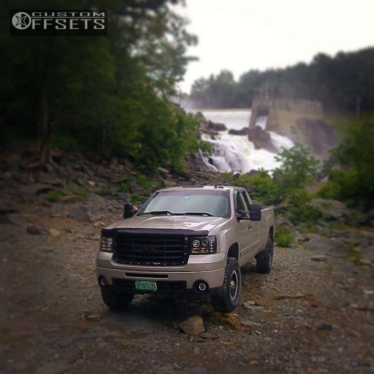 2008 GMC Sierra 2500 HD with 16x8 -5 Alloy Ion Type 133 and 285/75R16 ...