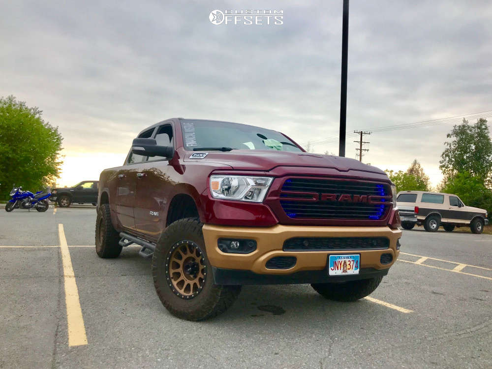2019 Ram 1500 with 18x9 -12 Method Nv and 35/12.5R18 Nitto Ridge ...