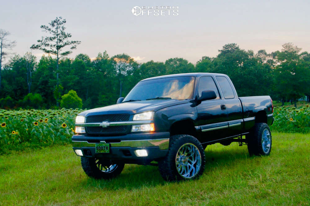 2003 Chevrolet Silverado 1500 with 22x12 -44 TIS 544V and 35/12.5R22 ...