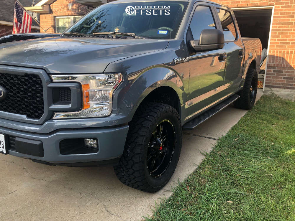 2019 Ford F-150 with 20x9 -12 Havok H101 and 33/12.5R20 General Grabber ...