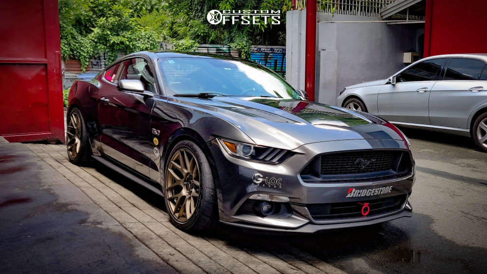 2015 Ford Mustang with 19x11 50 SVE R357 and 285/35R19 Bridgestone ...