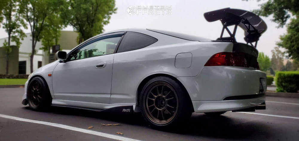 2006 Acura RSX with 17x9 22 Konig Hypergram and 235/45R17 Federal SS595 ...