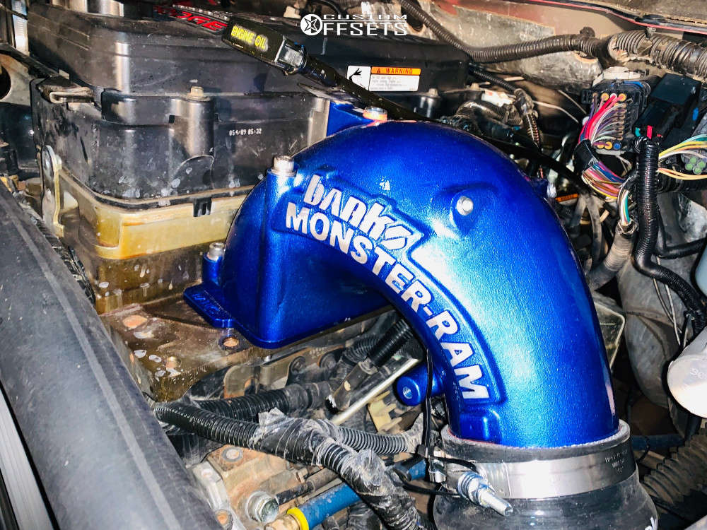 2009 Dodge Ram 3500 with 20x9 0 Sota Skul and 35/12.5R20 General ...