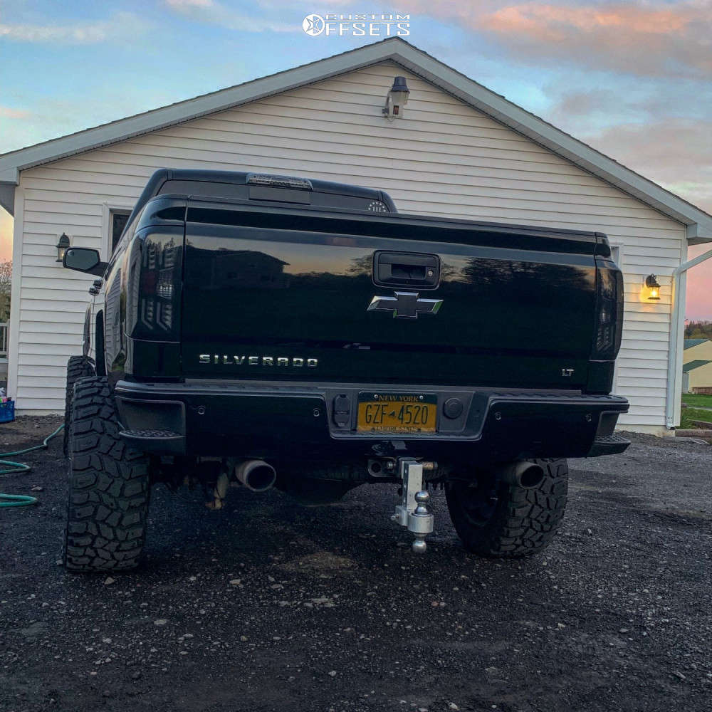 2016 Chevrolet Silverado 1500 with 20x10 -25 Dropstars 654BM and 305 ...