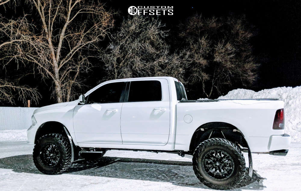 2015 Ram 1500 with 20x12 -44 Fuel Sledge and 37/13.5R20 AMP Mud Terrain ...