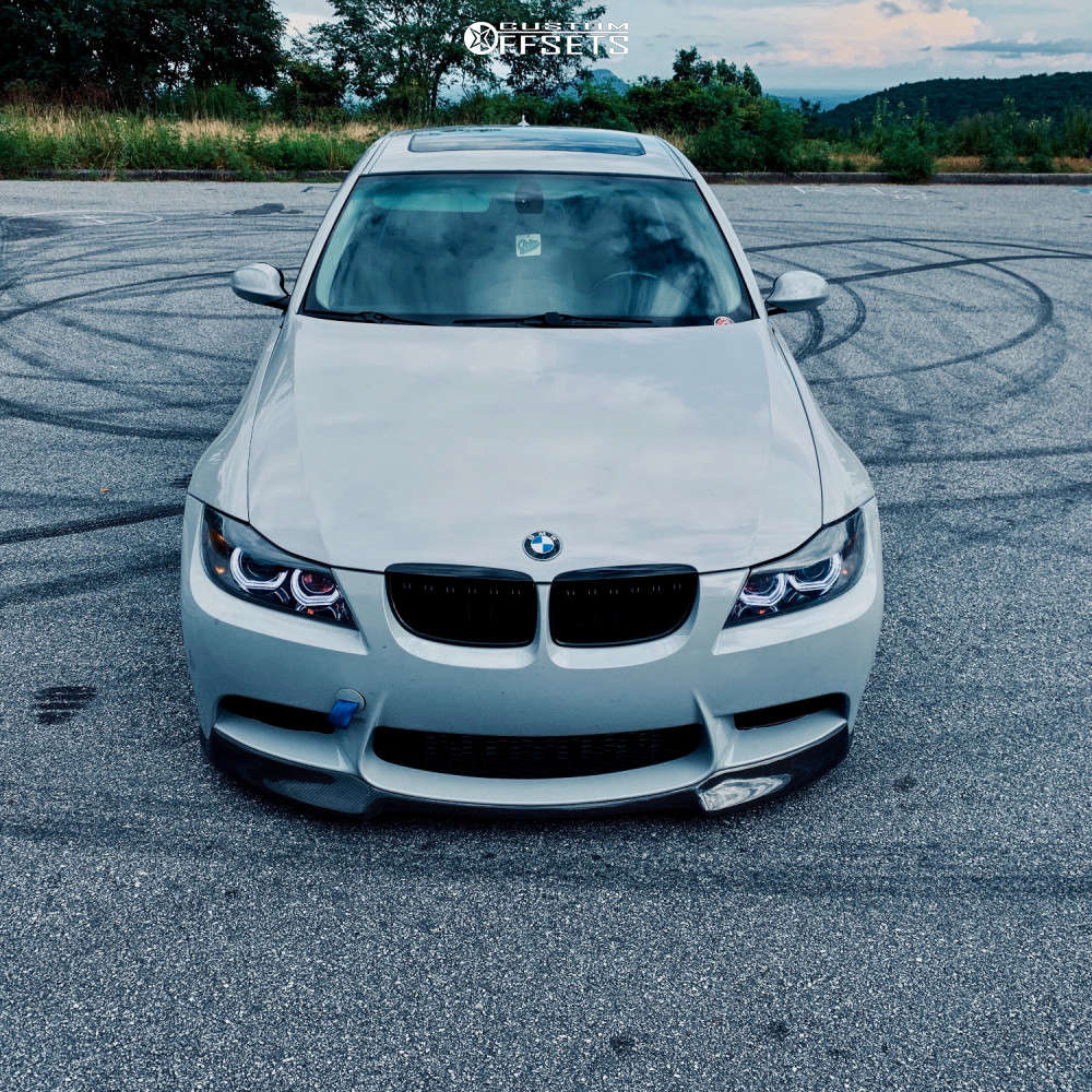 2008 BMW 335i with 19x9 31 OEM Wheels Style 359 and 245/35R19 Michelin ...