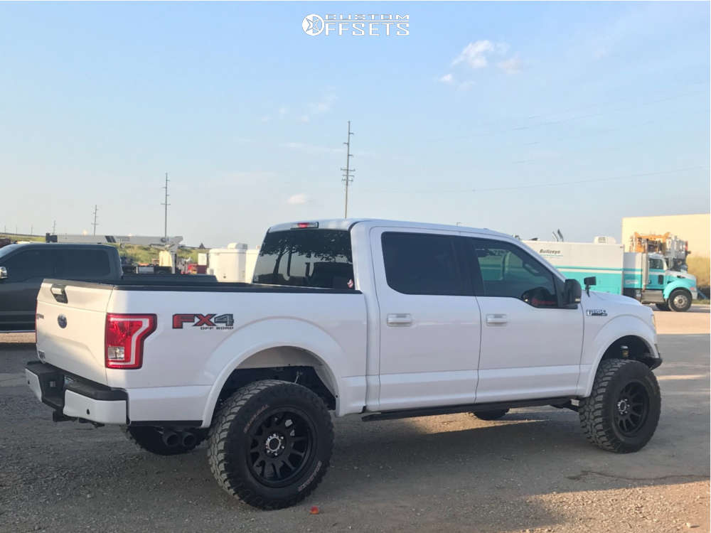 2017 Ford F-150 with 20x10 -24 Method Mr605 and 35/12.5R20 General ...
